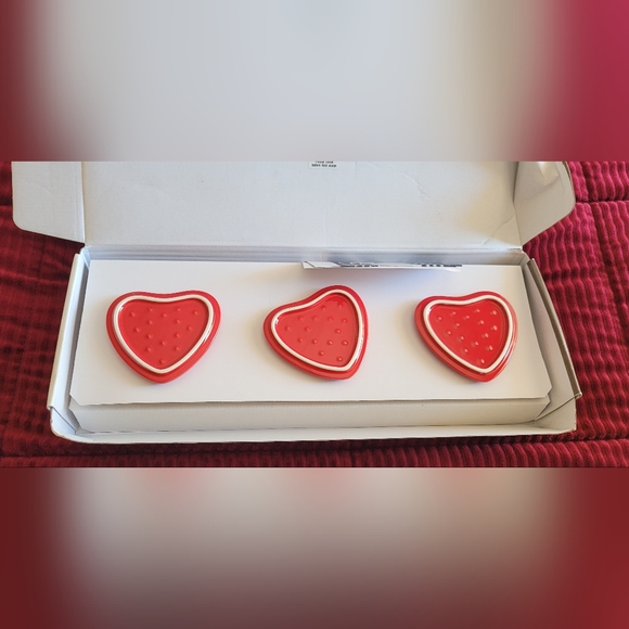 Staub | Kitchen | 3 Piece New Staub Ceramic Dutch Pot Red Heartshaped ...